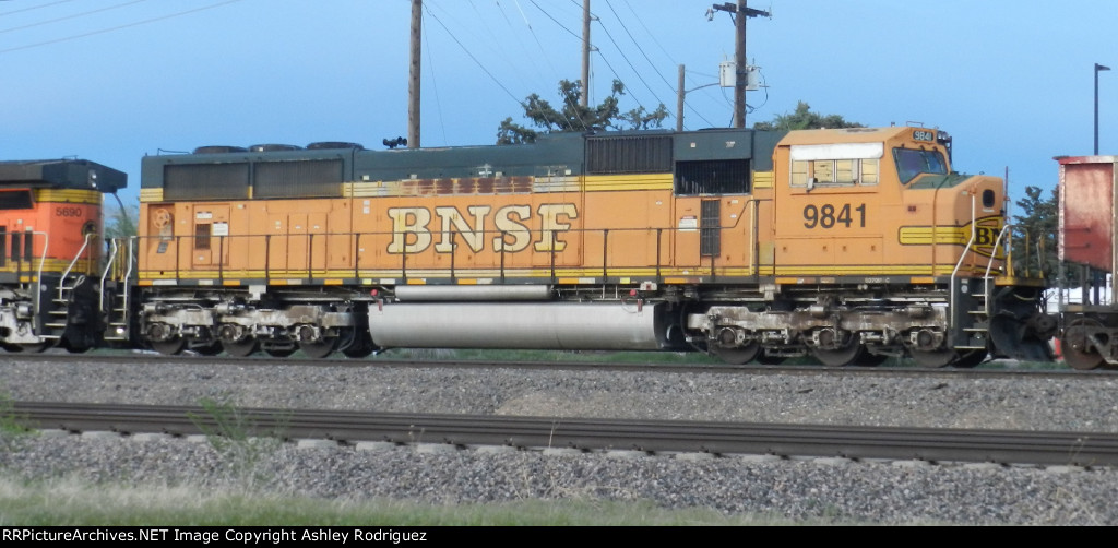 BNSF 9841